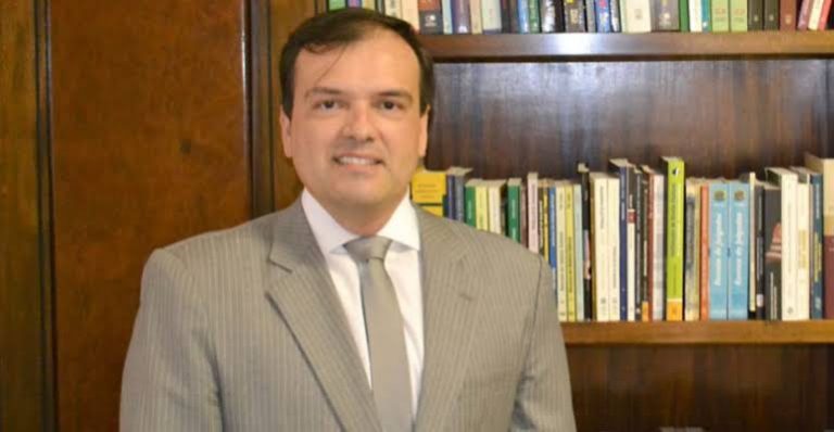 Arthur Rollo ministra palestra sofre a reforma eleitoral - ABC Repórter