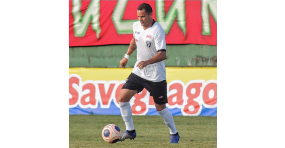 Francisco Alex destaca tempo no clube e confia no entrosamento do ...