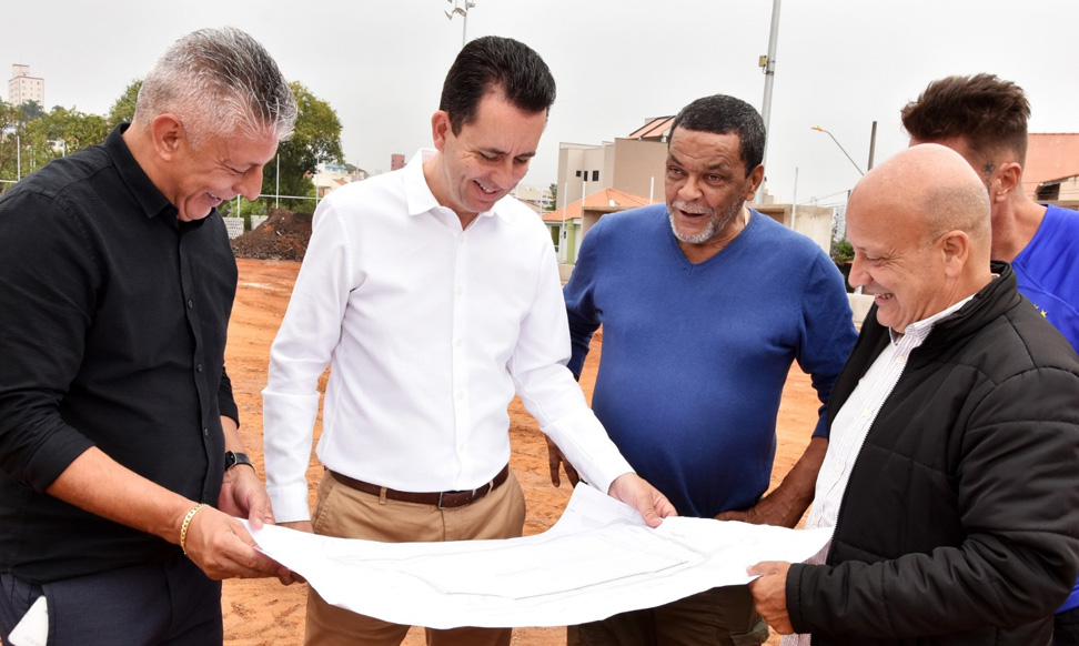 Santo André realiza obras para modernizar campo do Clube Atlético Alvi ...