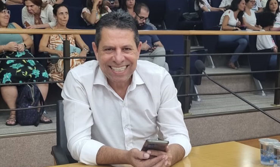 VEREADOR GILBERTO COSTA SOLICITA PONTOS DE ÔNIBUS COM COBERTURAS NA ...