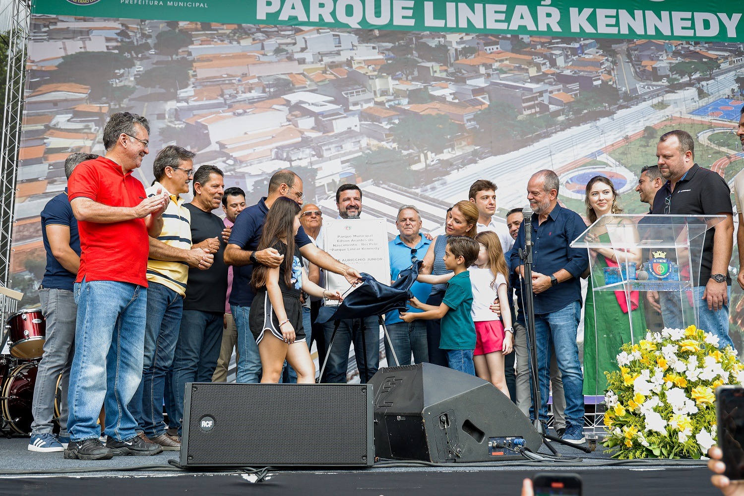 Prefeitura de São Caetano inaugura parque linear na Kennedy e entrega ...