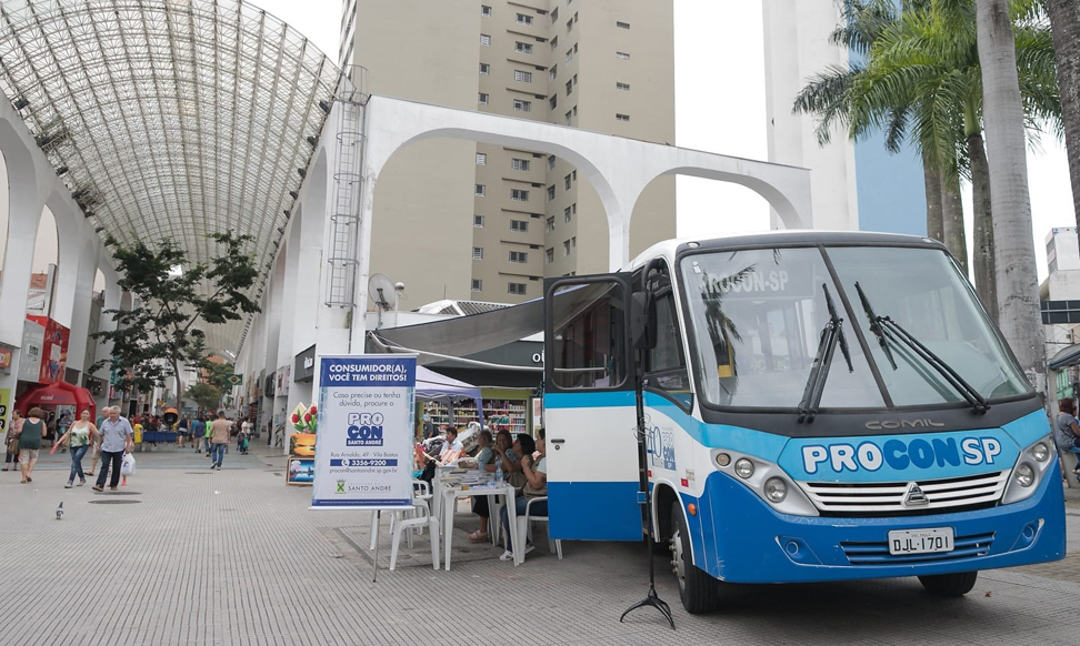 Procon Móvel atende munícipes na Rua Coronel Oliveira Lima nesta sexta ...